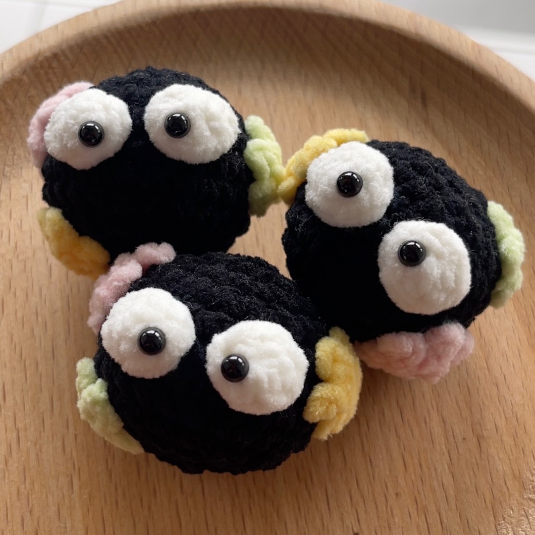 crochet soot sprite susuwatari ghibli, Hobbies & Toys, Stationery ...
