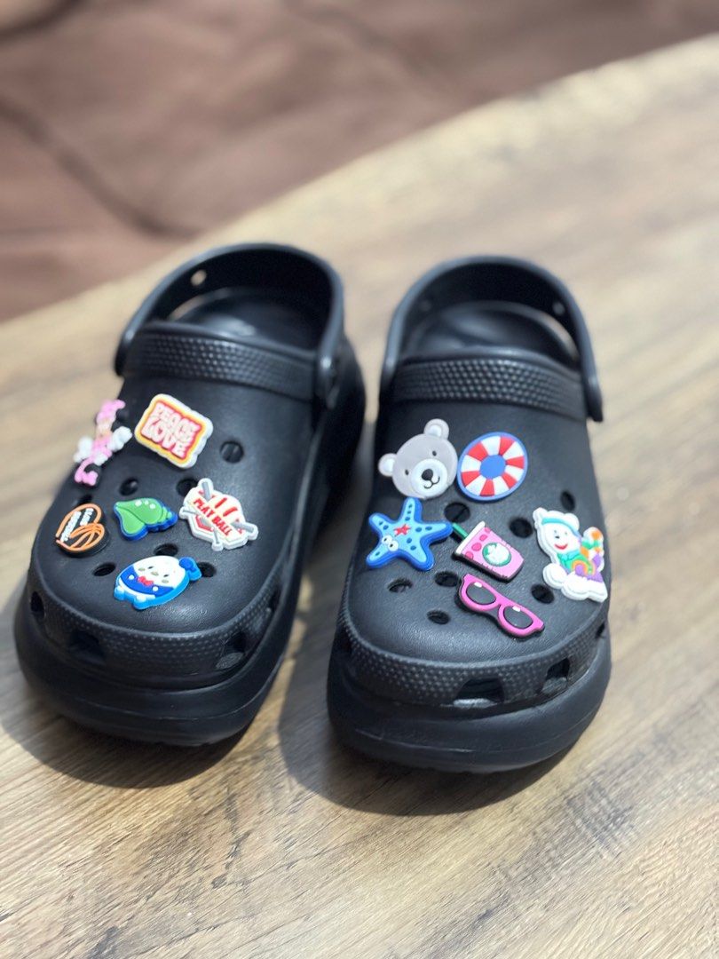 sepatu crocs
