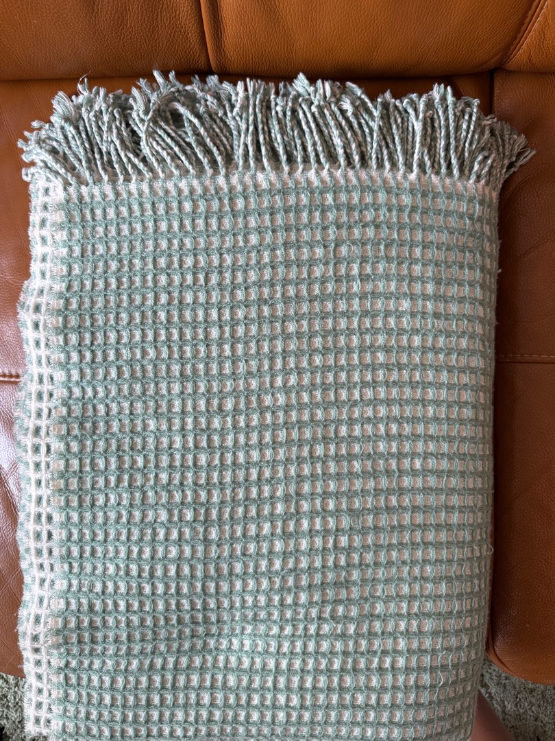 HOOGA throw, Furniture & Home Living, Home Decor Accessories, Cushions ...