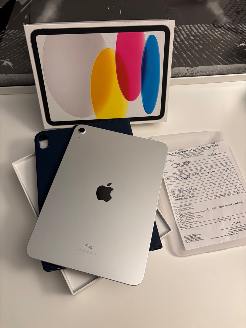 iPad 10th Gen UNDER WARRANTY GOOD AS NEW!!!, Mobile Phones & Gadgets ...