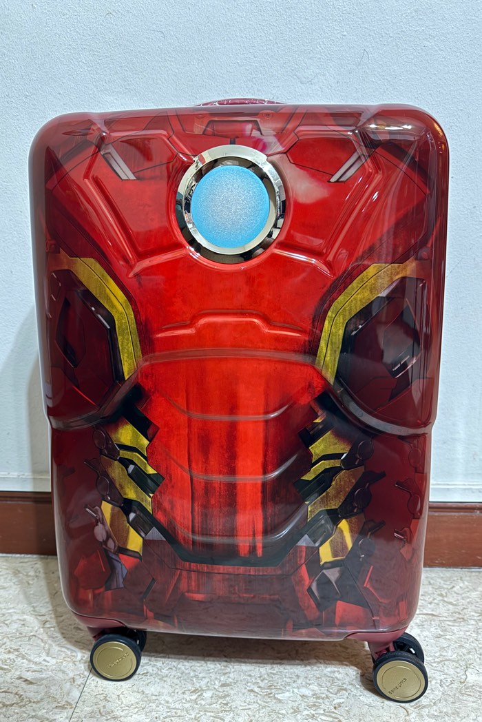 LIMITED EDITION SAMSONITE MARVEL IRON MAN LUGGAGE, Hobbies & Toys ...