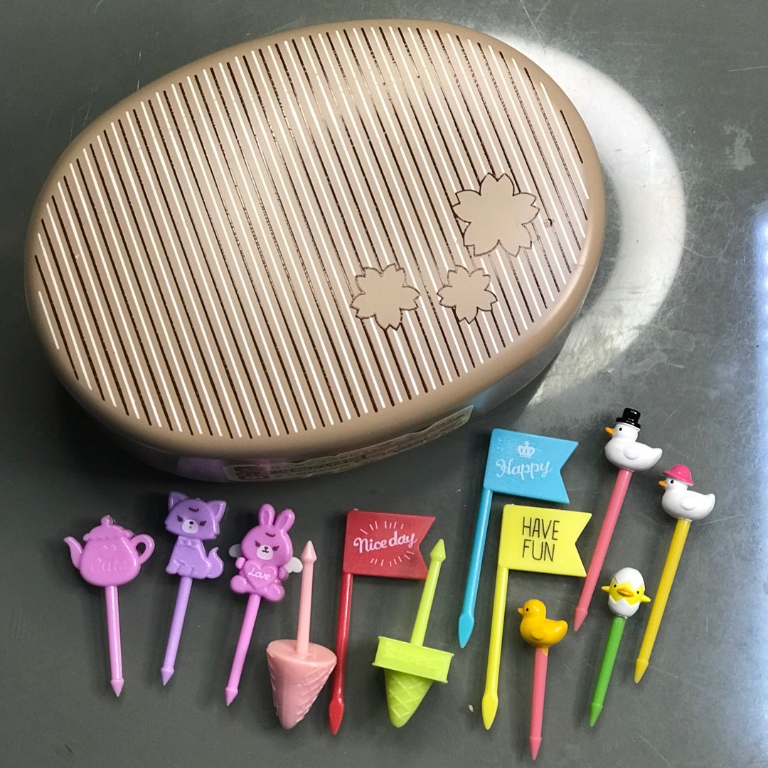 Lunch box with Ice Cream Cone Picks MSA Duck Picks Bento Picks, Babies & Kids, Nursing & Feeding ...