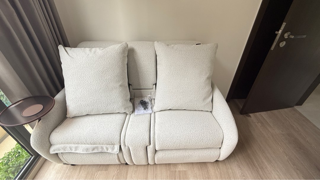Osim uDiva Massage Sofa, Furniture & Home Living, Furniture, Sofas on ...