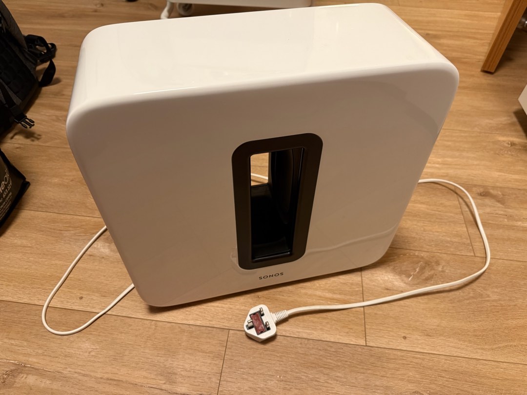 Sonos Sub Gen 2 white, Audio, Soundbars, Speakers & Amplifiers on Carousell