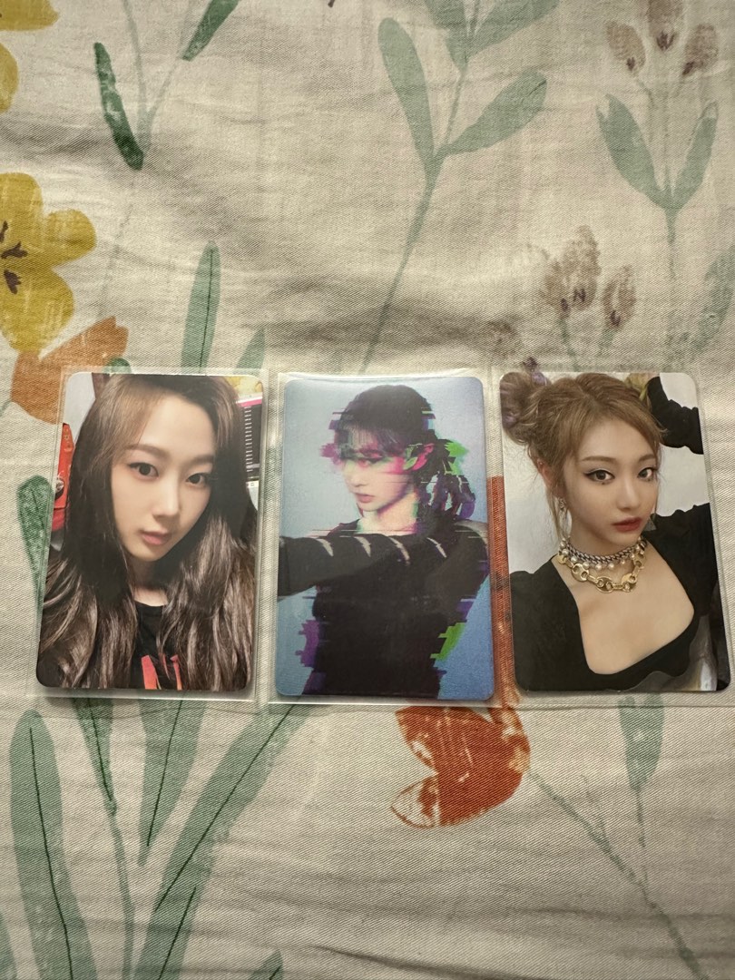 WTS AESPA GISELLE NINGNING Official Photocard, Hobbies & Toys, Collectibles & Memorabilia, K ...