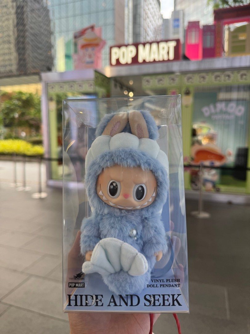 WTS Authentic Pop Mart Hide and Seek Vinyl Plush Doll Pendant Singapore ...