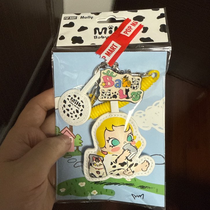 Baby molly keychain, Hobbies & Toys, Toys & Games on Carousell