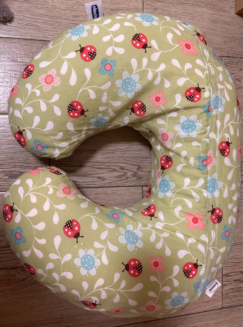 Boppy Nursing pillow with free baby pillow, Babies & Kids, Baby Nursery ...