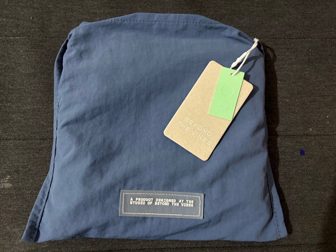BTV DRAWSTRING TOGGLE BAG! $43.50, Women's Fashion, Bags & Wallets ...