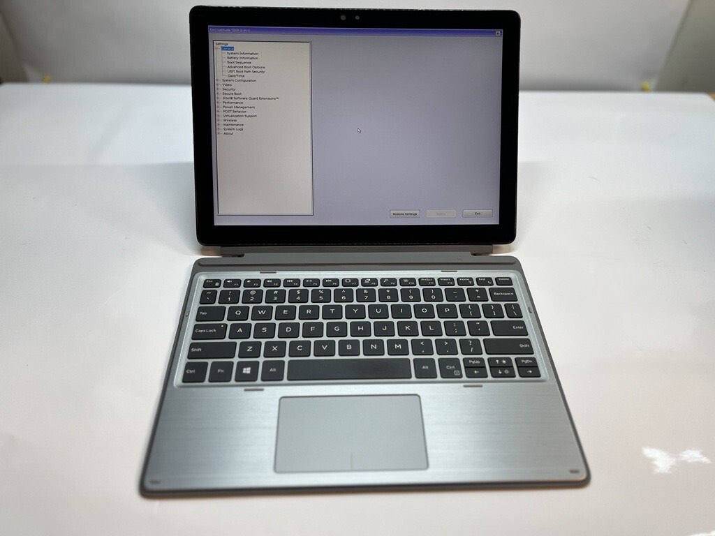 Dell 7200 8th i7 Windows 11 Fingerprint NFC, Computers & Tech, Laptops ...