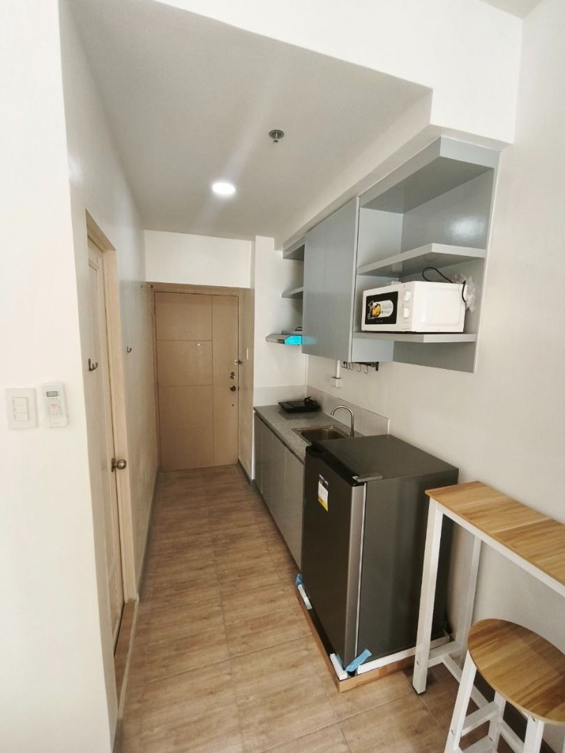 EDSA Quezon City Studio Condo for RENT GMA Kamuning MRT Victoria Sports ...