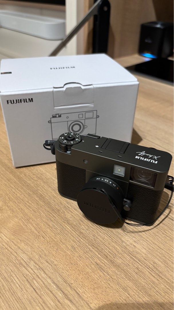 Fujifilm X Half, Photography, Cameras on Carousell