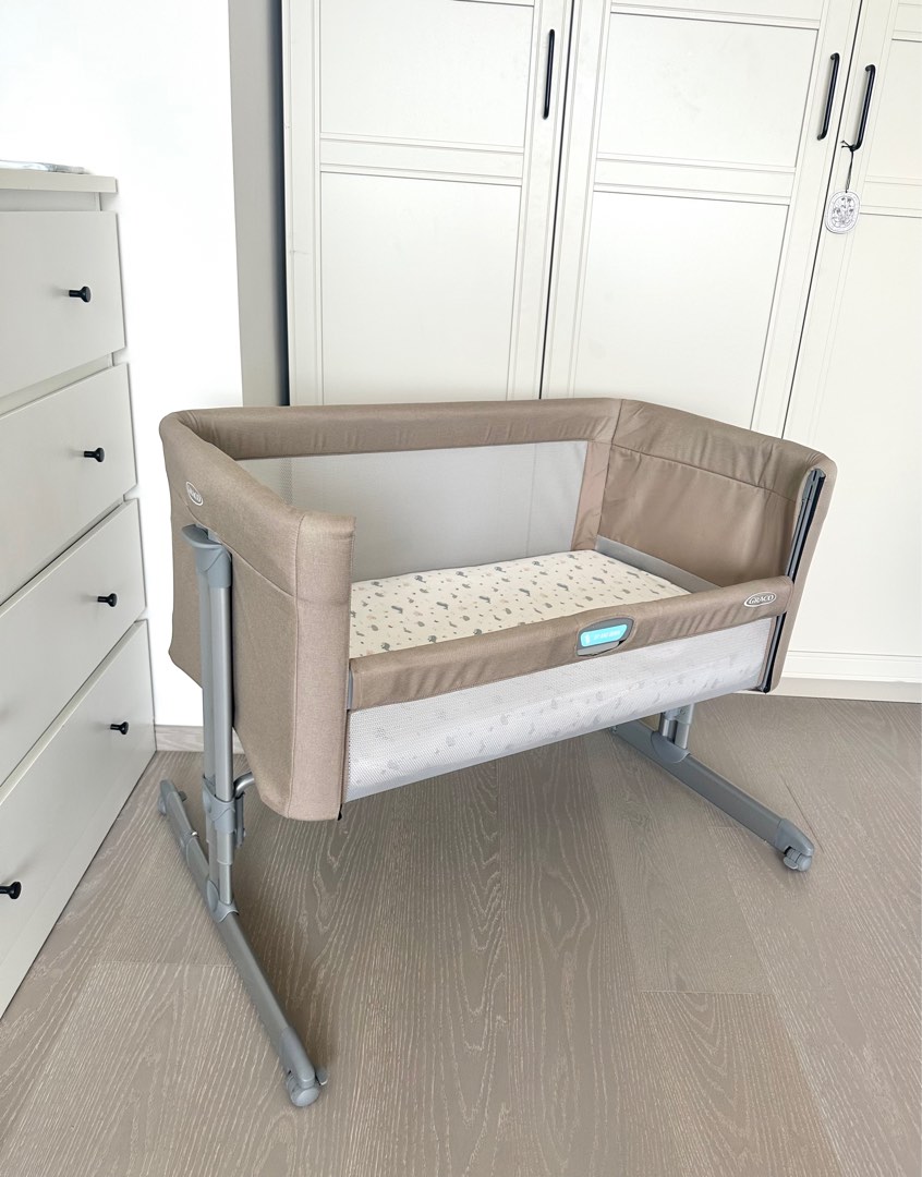 Graco co sleeping crib - drop down side, 兒童＆孕婦用品, 兒童傢具, 兒童傢具 - 嬰兒床 ...