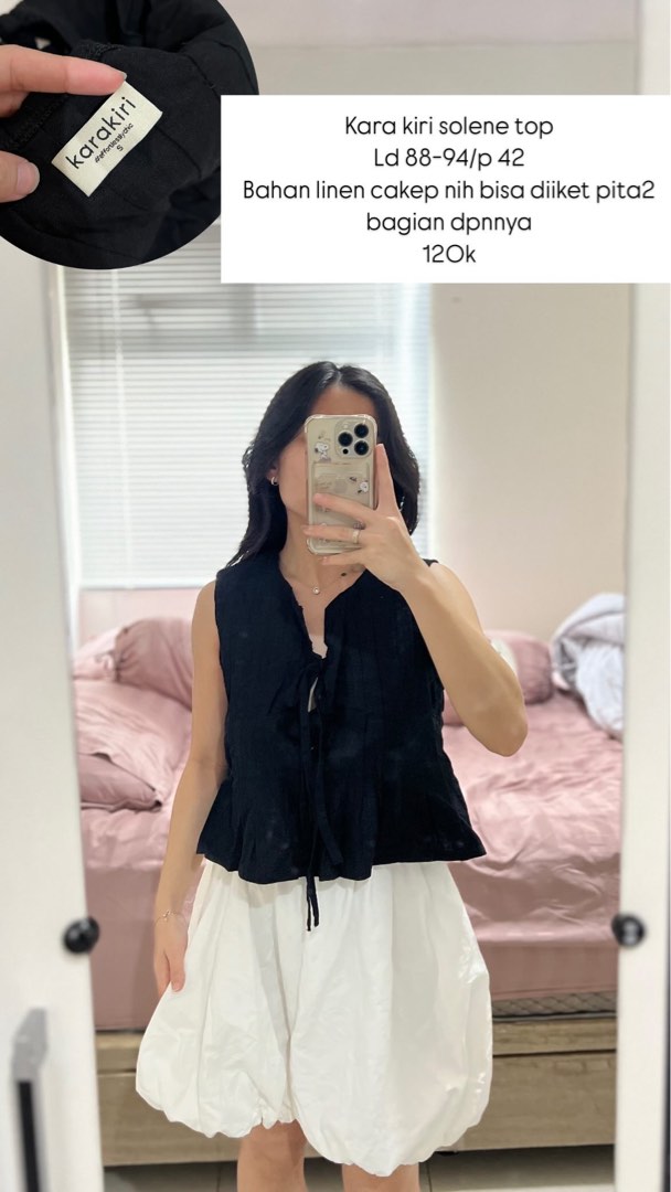 Kara kiri top, Fesyen Wanita, Pakaian Wanita, Atasan di Carousell