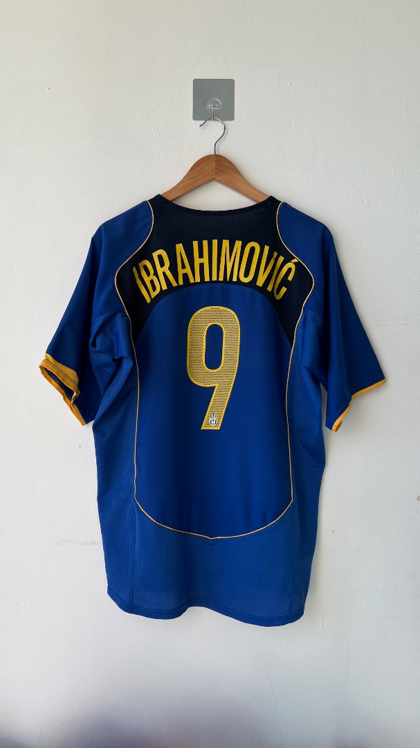 (L) Juventus 2004-05 Third Kit Ibrahimovic #9 Original Vintage Jersey ...