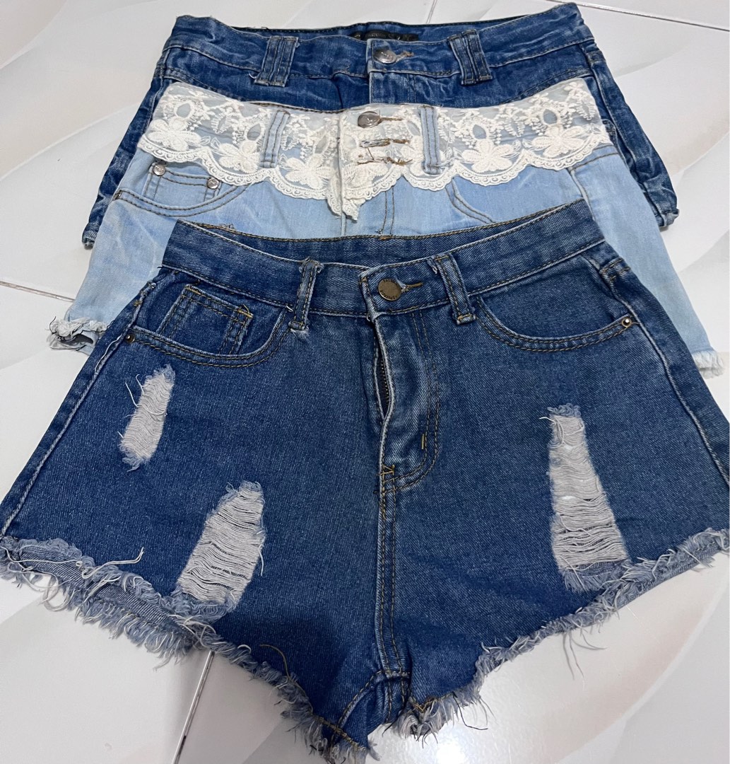 Maong Shorts, Women's Fashion, Bottoms, Shorts on Carousell