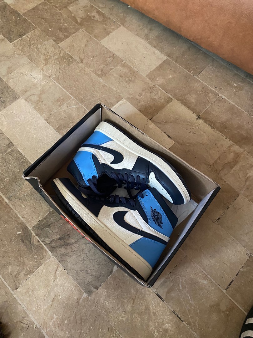 Nike Air Jordan 1, Men's Fashion, Footwear, Sneakers on Carousell