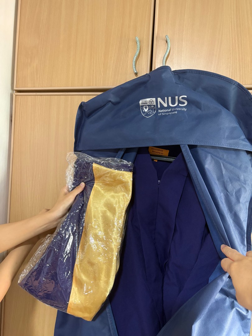 NUS faculty of Science graduation Gown, Women's Fashion, Dresses & Sets ...