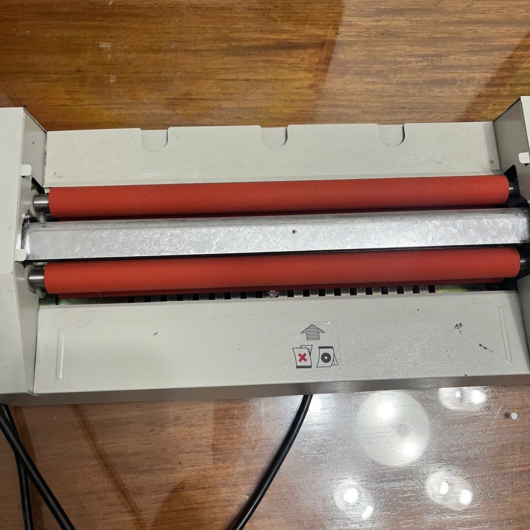 Officom 320 Laminating Machine, Computers & Tech, Office & Business Technology on Carousell