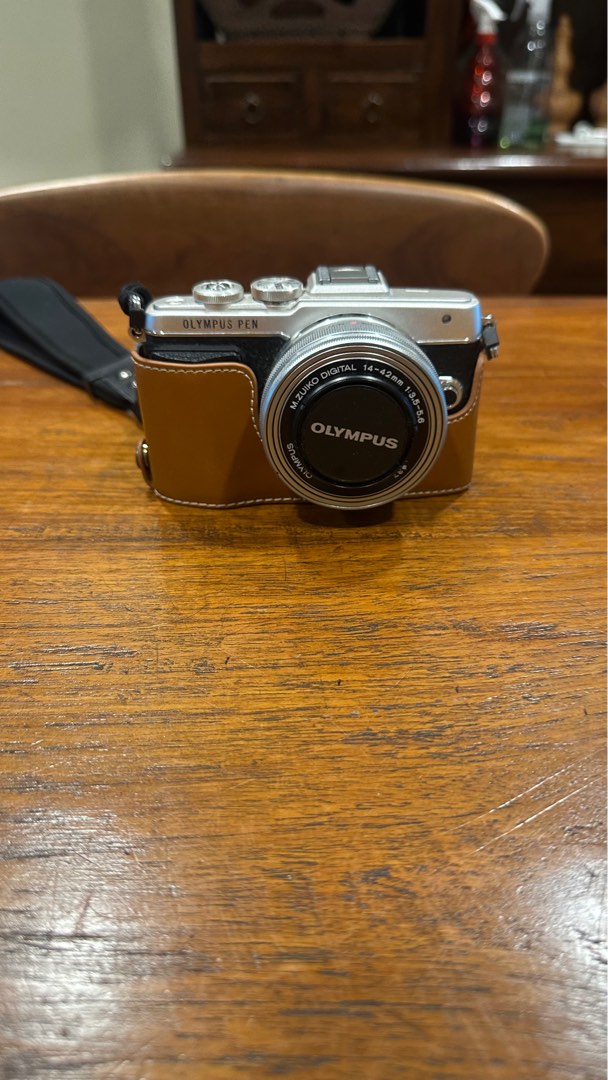 Olympus EPL7 Mirrorless Camera, Photography, Cameras on Carousell