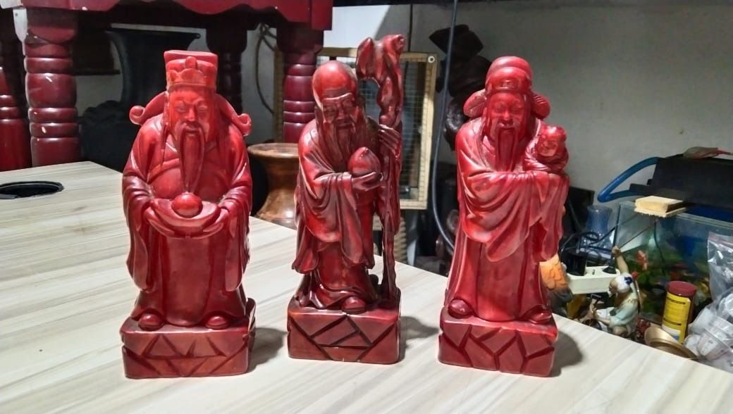 Patung Fuluso Resin Merah Kuno Jadul Antik, Antik, Pajangan di Carousell