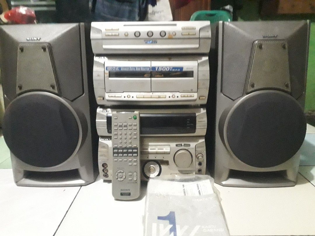 Sony Mhc V-5500, Musik & Media, Alat di Carousell