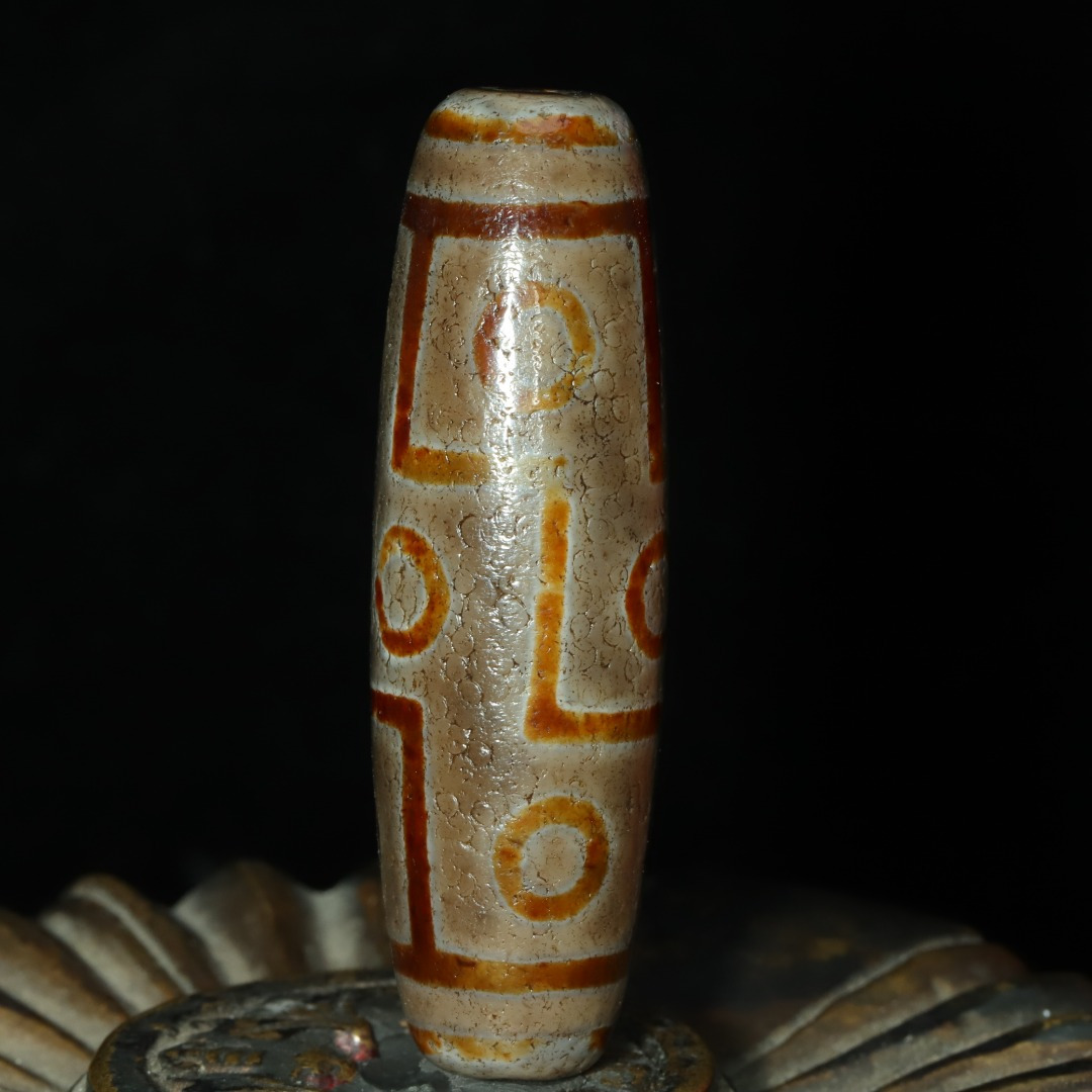 藏传爆油天珠【九眼天珠】Tibetan Explosive Oil Bead [Nine Eye Bead], Hobbies & Toys ...