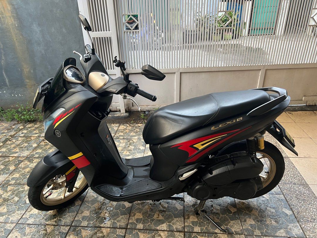 Yamaha lexi S 125 keyless tahun 2020, Motor di Carousell