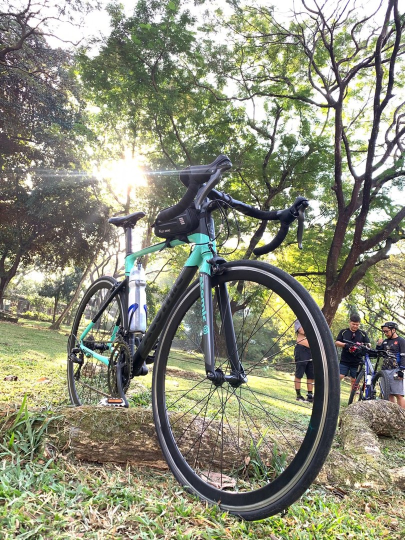 Atomic Villain Road Bike, Shimano Claris Set, Sports Equipment ...