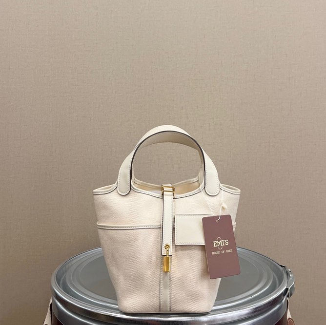 Hermes Picotin 18 Cargo Nata GHW Stamp U (2022), Luxury, Bags & Wallets on Carousell