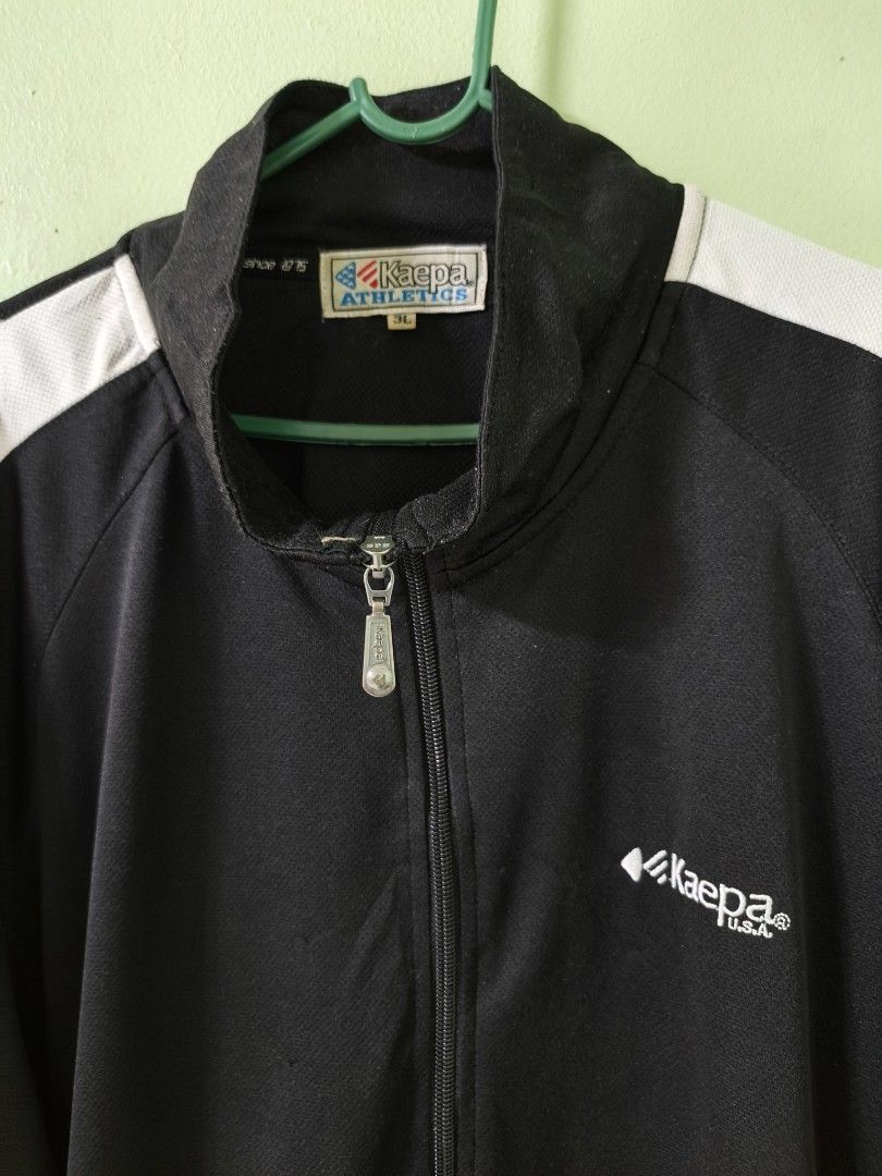 Kaepa Tracktop, Men's Fashion, Coats, Jackets and Outerwear on Carousell