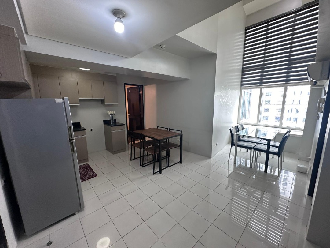 Modern 2 Bedroom Loft Unit for Sale in Eton Emerald Lofts, Pasig City ...