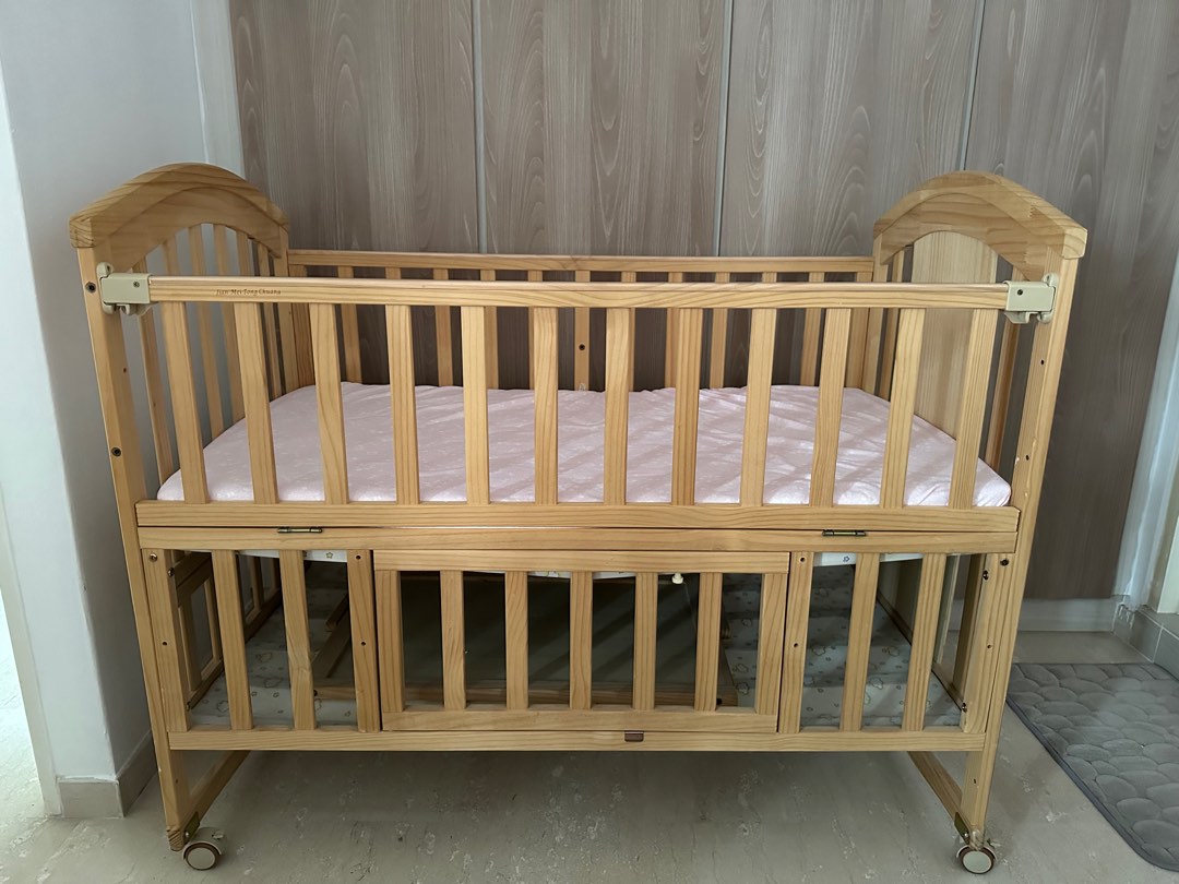 Multifunctional Baby Crib - Convertible, Adjustable, Babies & Kids ...