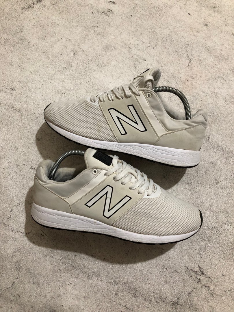New balance 24 size 41,5-a49, Fesyen Pria, Sepatu , Sneakers di Carousell
