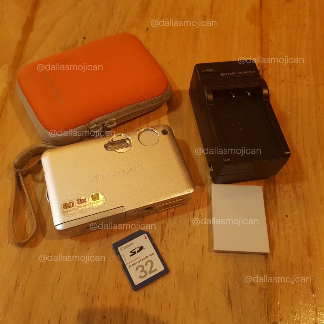 Nikon Coolpix S3 Digicam Digital Camera like DSLR Mirrorless Canon Sony ...