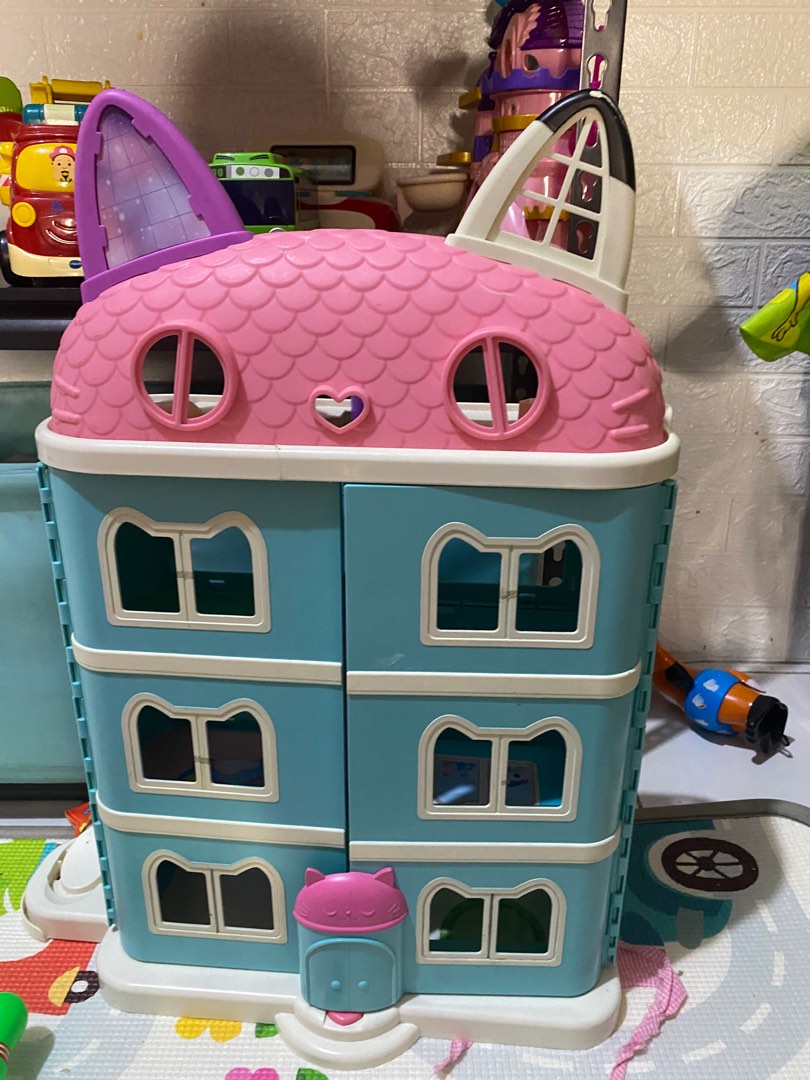 Rumah Boneka Purrfect Gabby's Dollhouse., Toys & Collectibles, Mainan ...