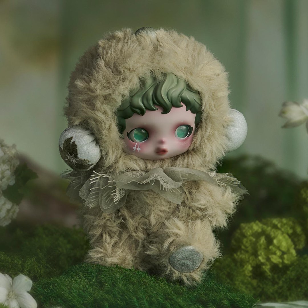 Skullpanda L'Impressionnisme Series Figure, Hobbies & Toys, Toys ...