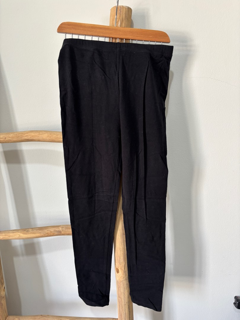 Uniqlo legging tipis hitam, Fesyen Wanita, Pakaian Wanita, Bawahan di ...