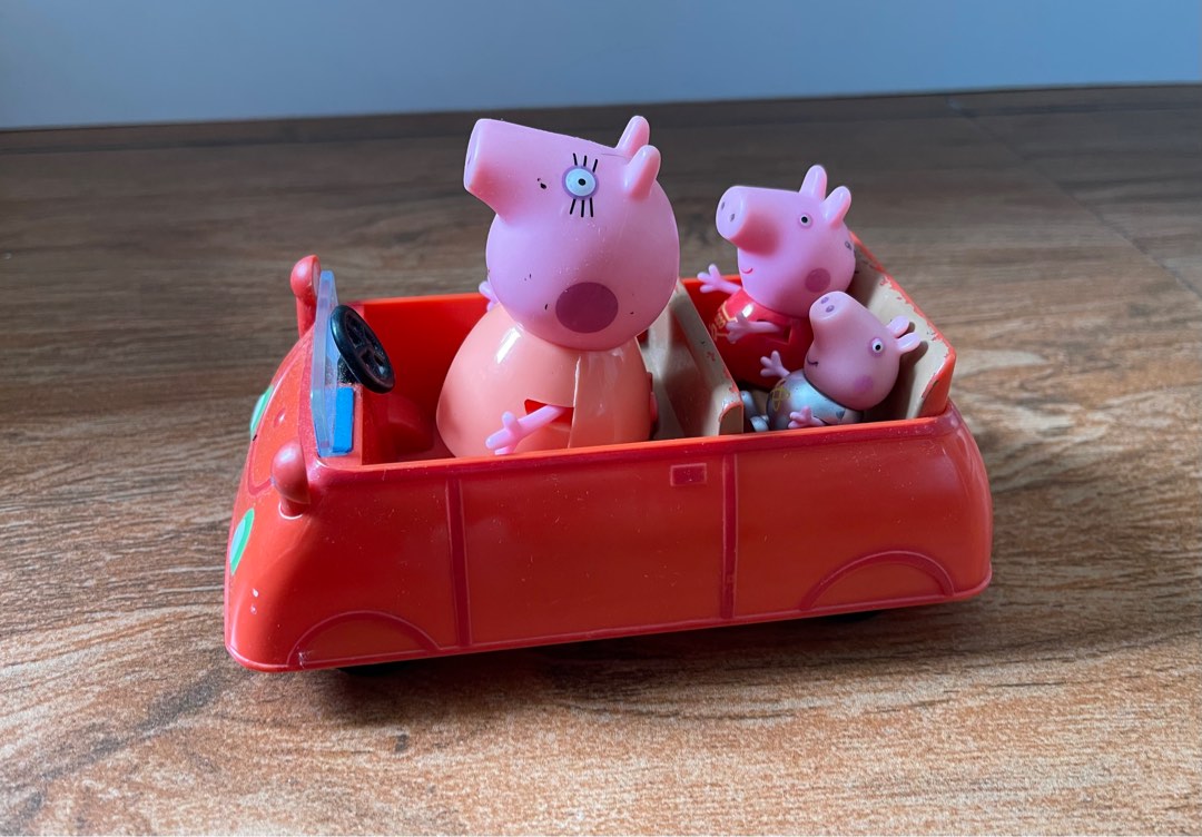 Authentic Peppa Pig Toy Car Set, Hobbies & Toys, Toys & Games on Carousell