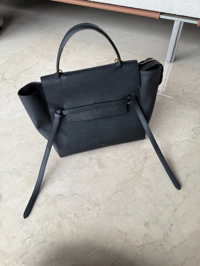 Celine belt mini in black, Barang Mewah, Tas & Dompet di Carousell