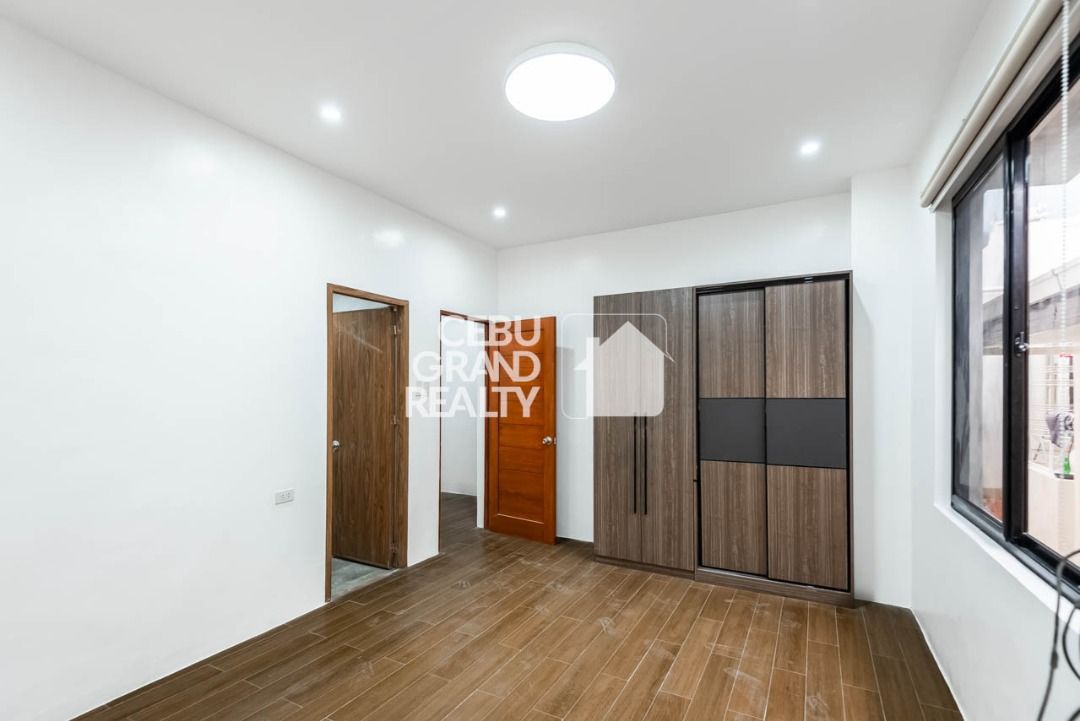 Immaculate Modern Home with Spacious Living Areas in Mabolo, Property ...