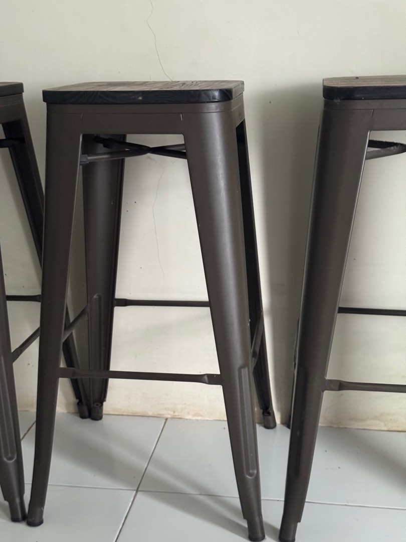 Kursi bar Informa, Perabotan Rumah di Carousell