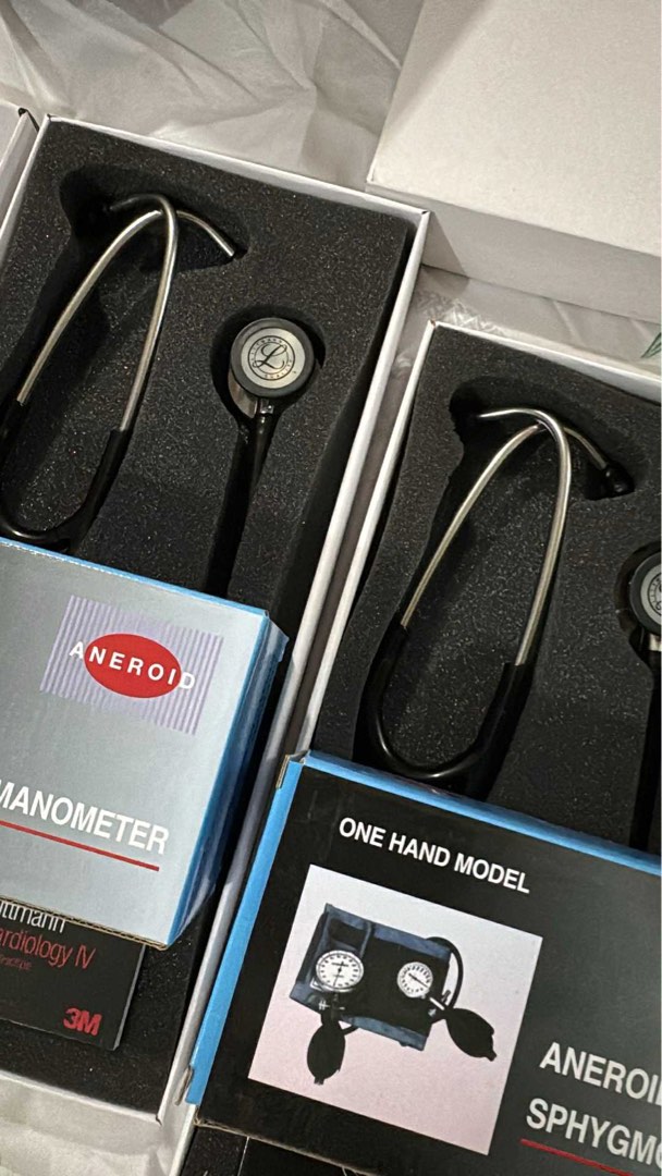 Littmann Stethoscope Cardiology IV with One-hand Sphygmomanometer / BP ...