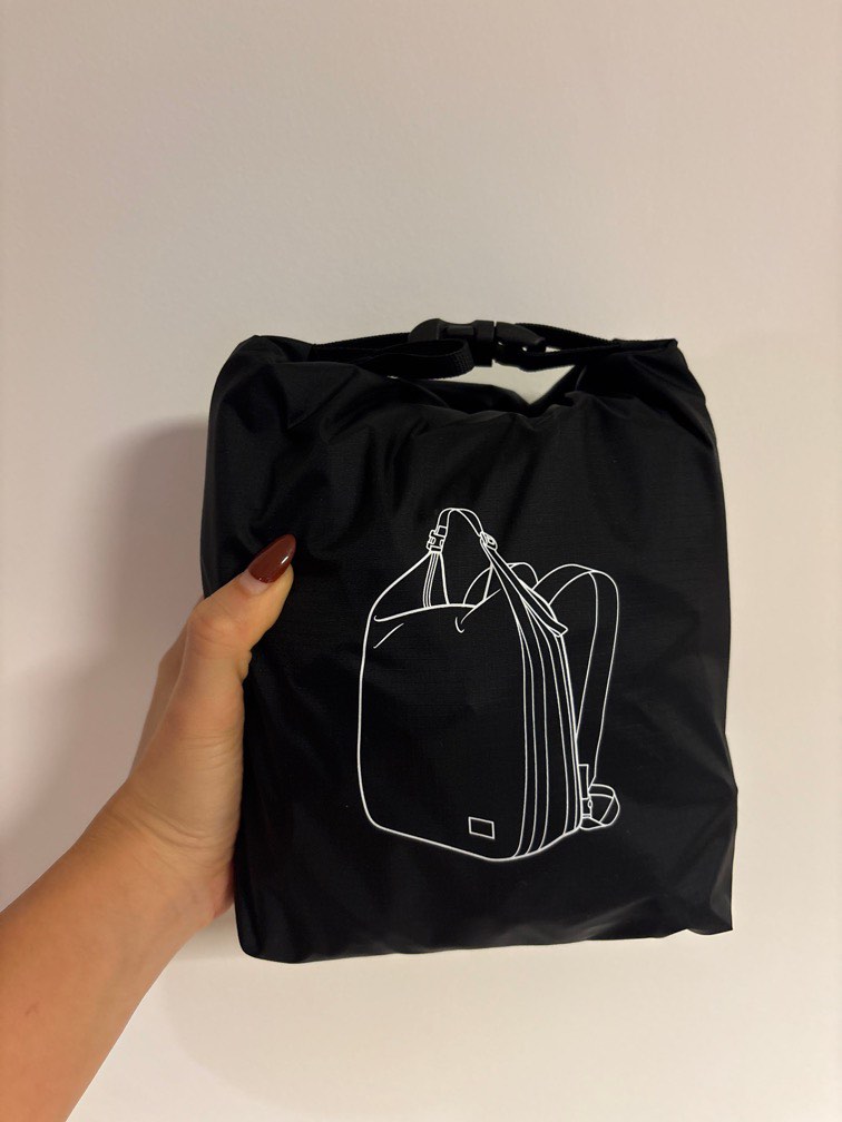 Lululemon backpack (foldable into a small pouch to bring along), Women ...