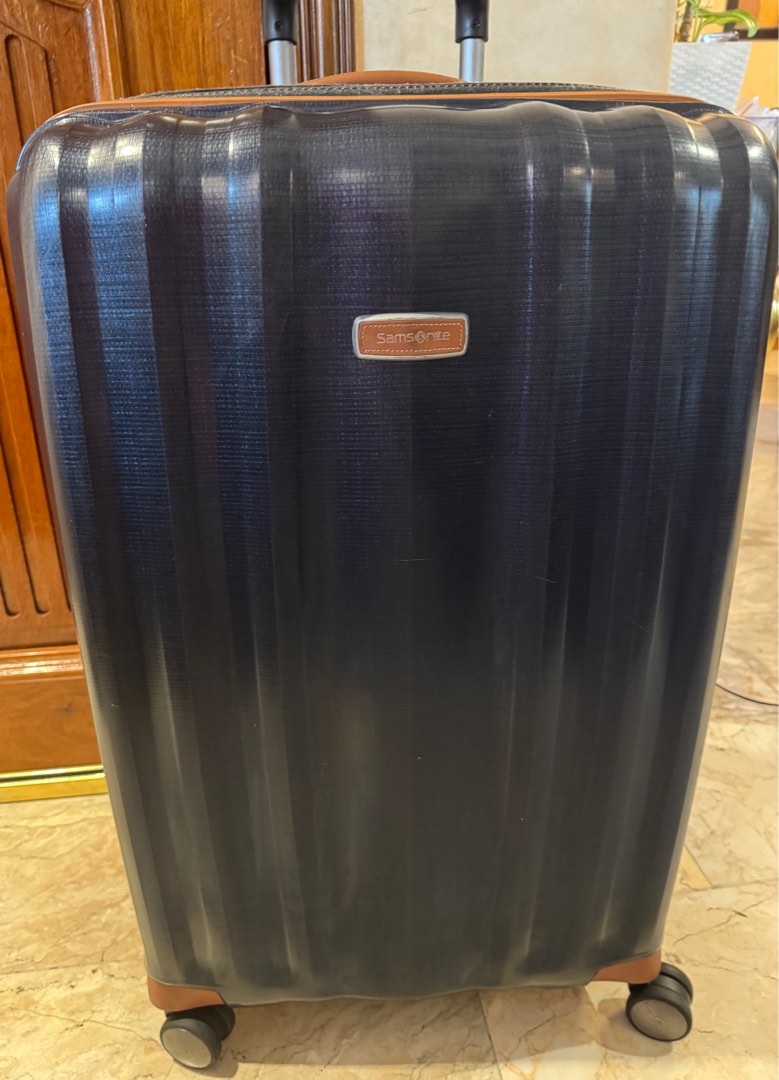 Samsonite Cubelite XL Curv Material Luggage, Hobbies & Toys, Travel ...