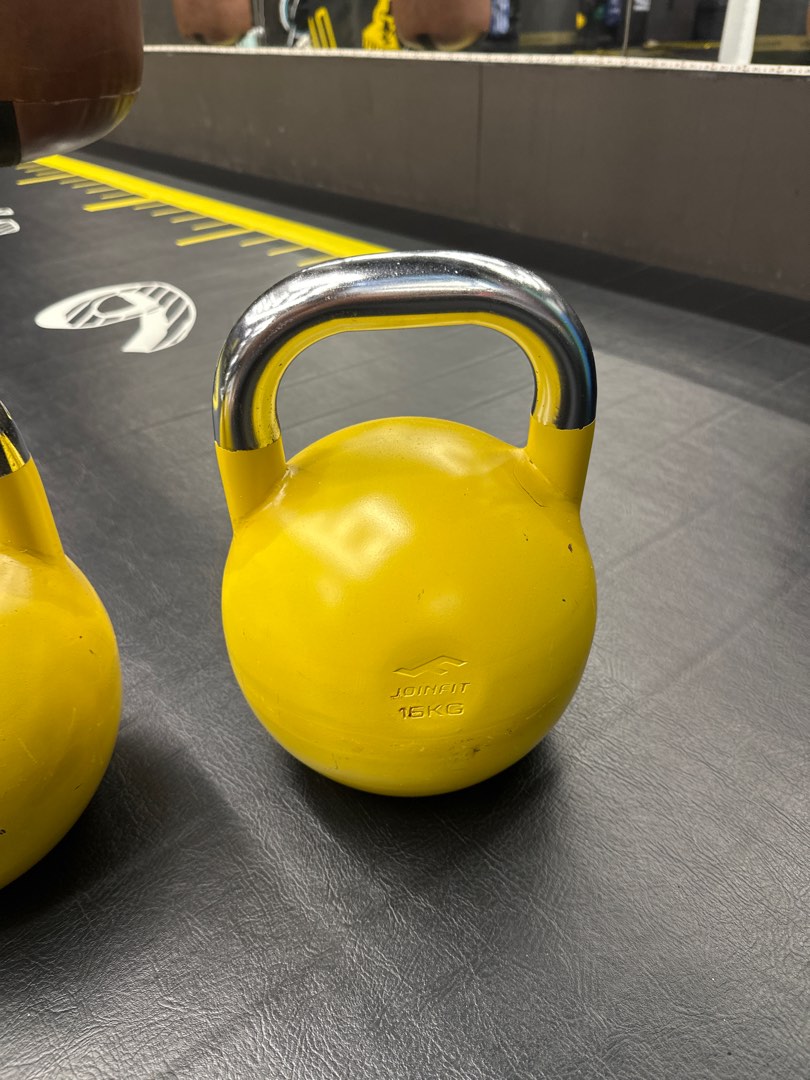 壺鈴16KG 一個, 運動產品, 運動與健身, 運動與健身 - 舉重和啞鈴 - Carousell