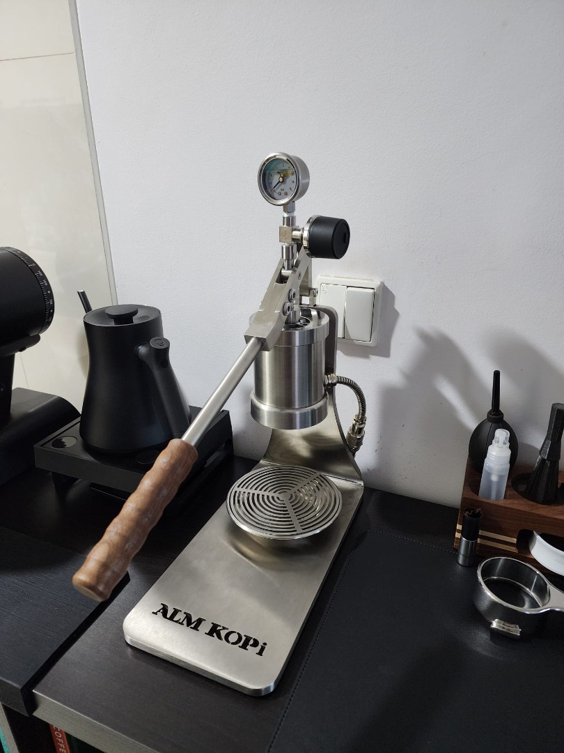 ALM Kopi SN2 Manual Espresso Machine with Pressure Monitor, TV & Home ...