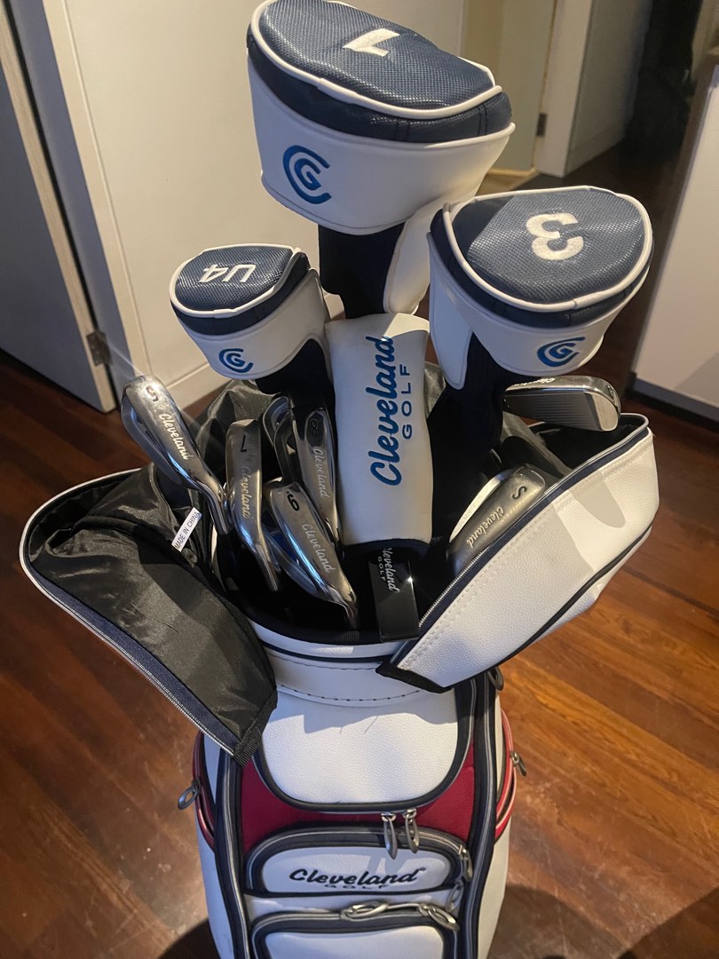 Cleveland golf set with bag, Sports Equipment, Sports & Games, Golf on ...