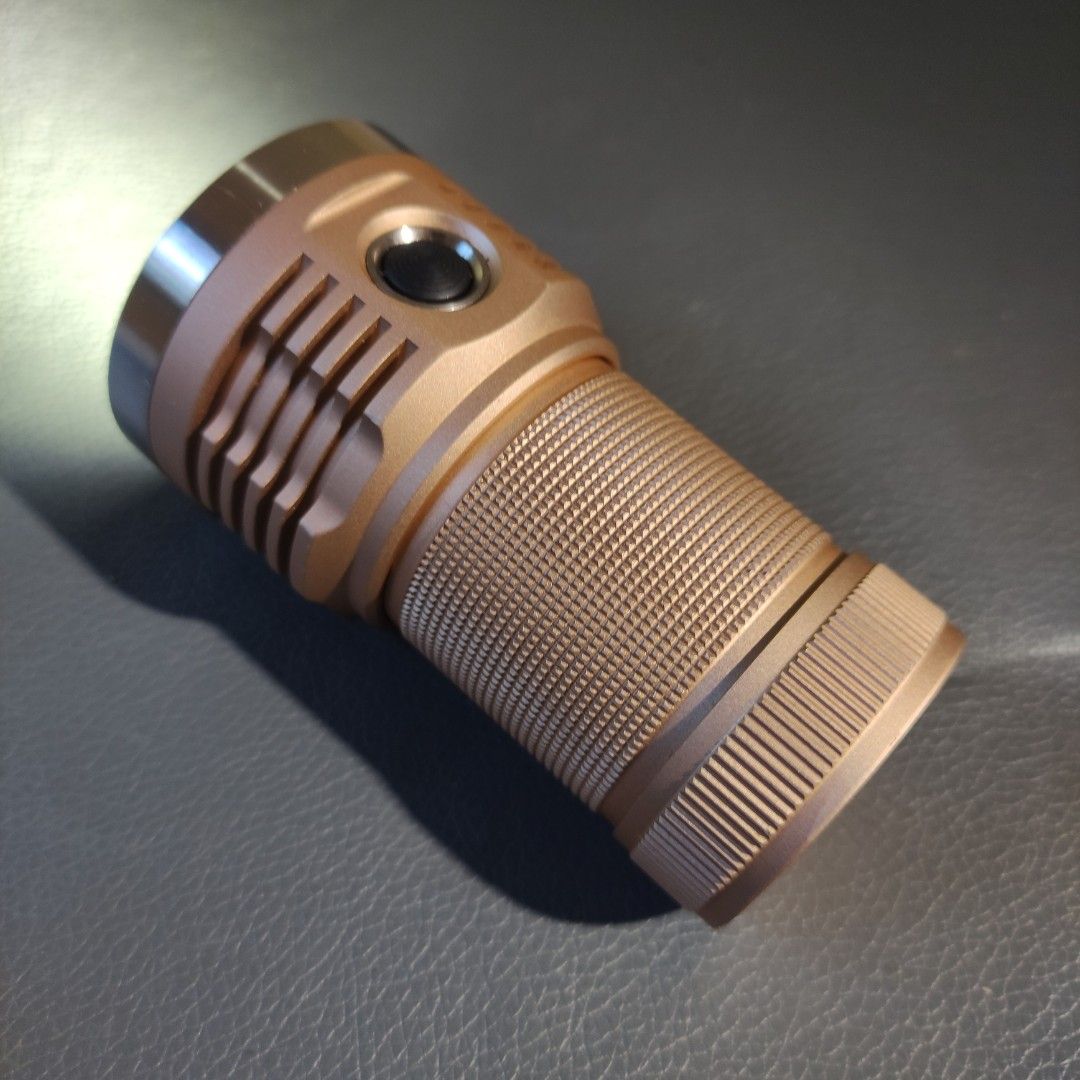 Emisar D18 14,000lm 18pcs of sst20 5000k High Power Flashlight, Sports ...