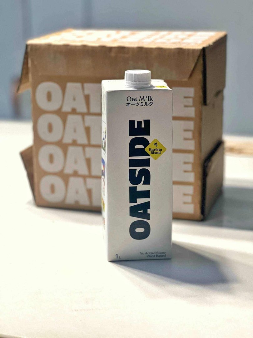 Outside barista blend oat Milk 1L, Food & Drinks, Other Food & Drinks ...